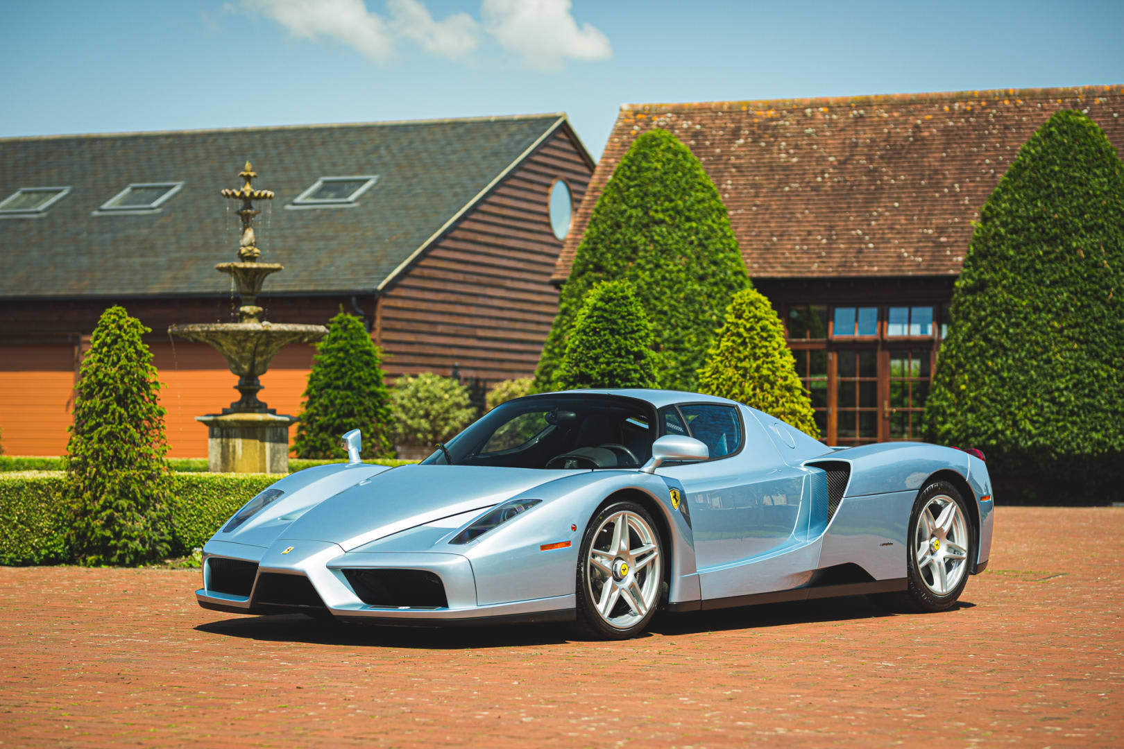 The Ferrari Enzo: A Revolution in Speed and Design – Maison Classy